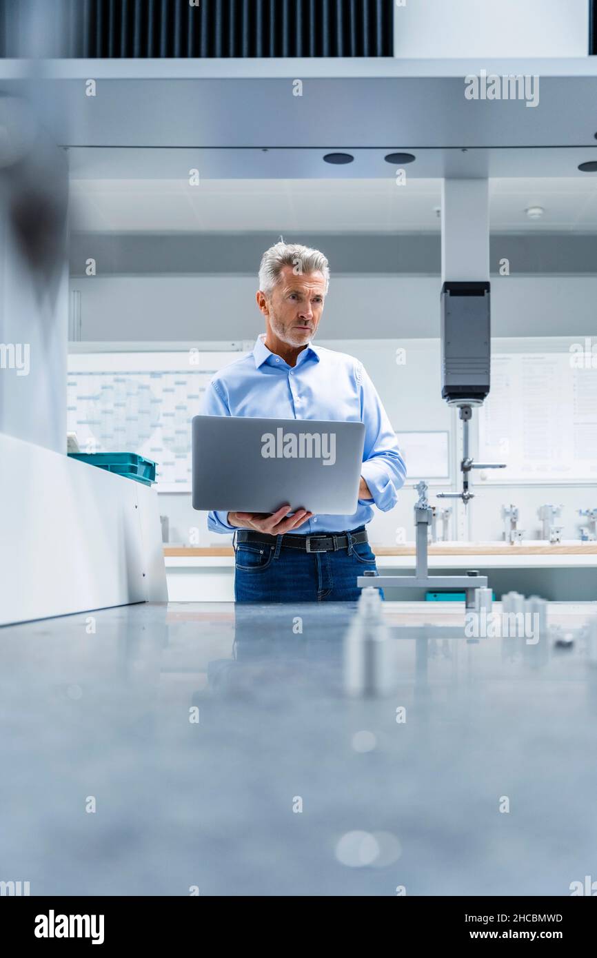 Automated production hi-res stock photography and images - Alamy