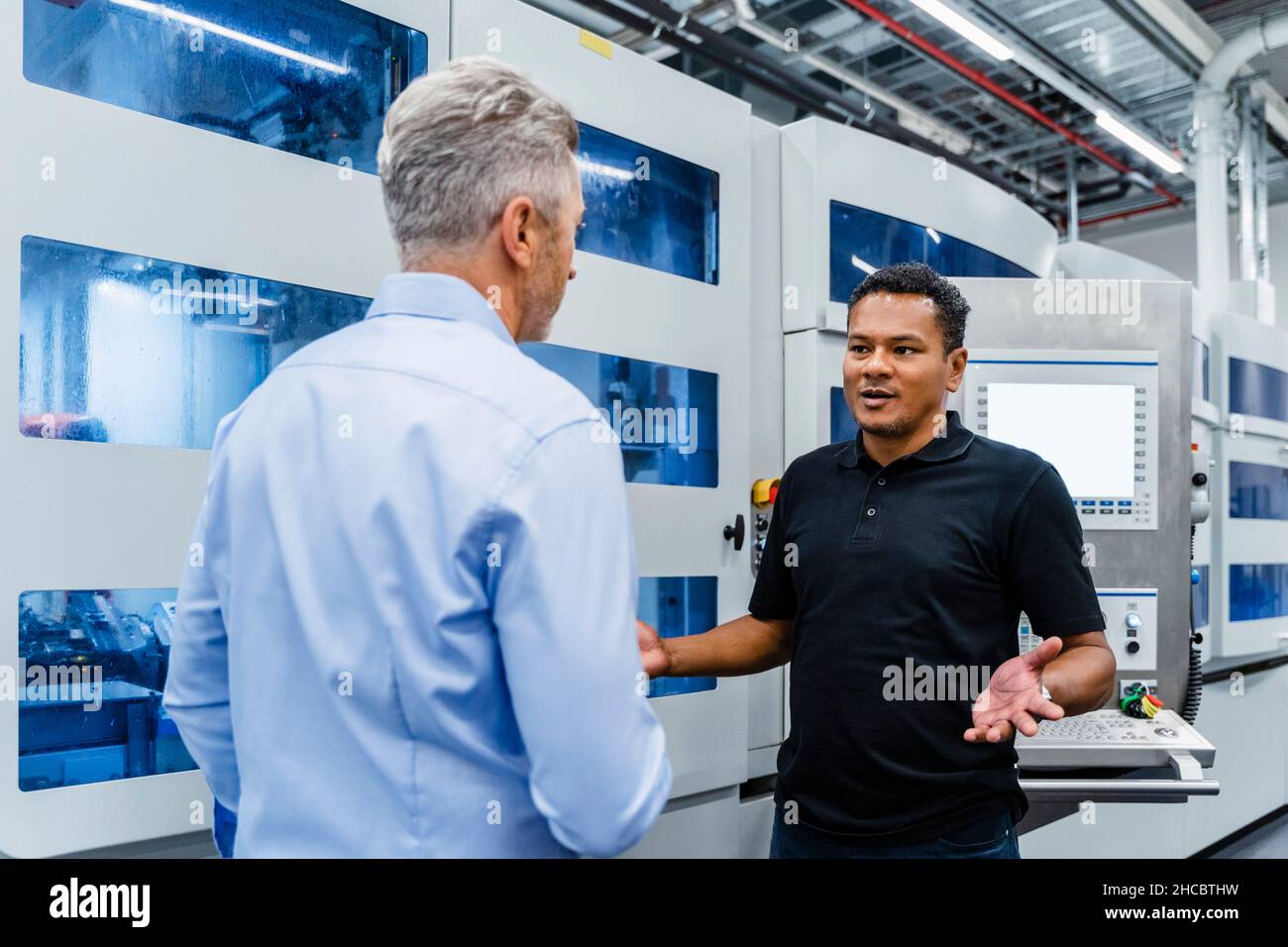 Maintenance discussion hi-res stock photography and images - Alamy