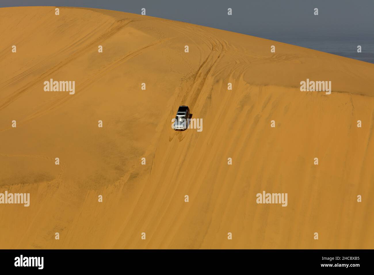 Kalahari desert car hi-res stock photography and images - Alamy