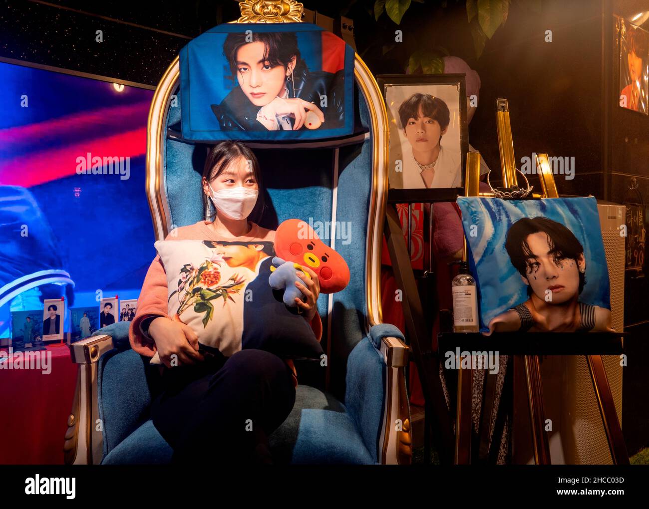 BTS member V, Dec 21, 2021 : A photo zone of a cafe decorated to ...