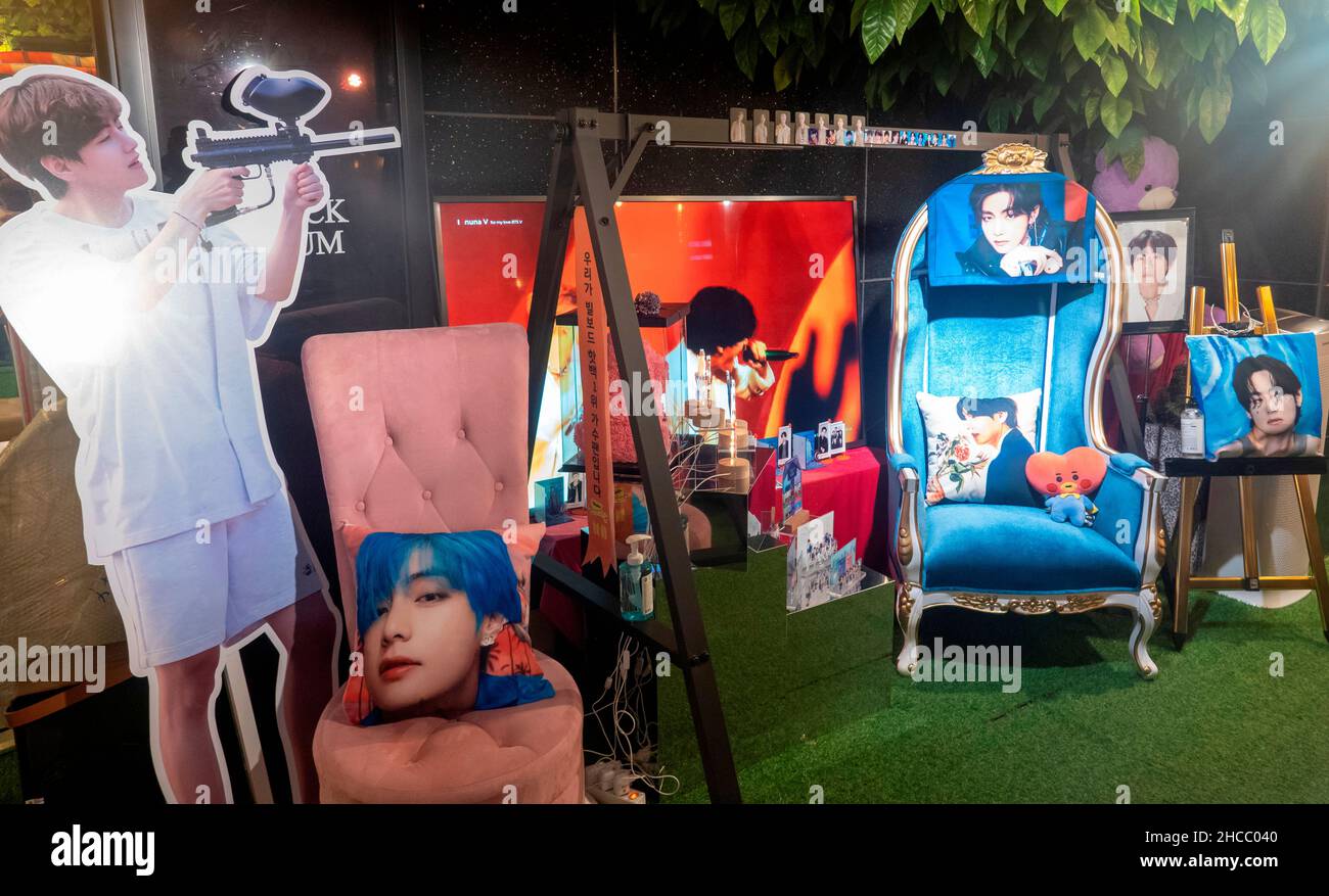 BTS member V, Dec 21, 2021 : A photo zone of a cafe decorated to ...