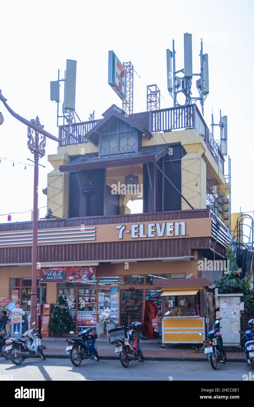 Nan Thailand December 2021, 7 11 shops in the center of Nan, wooden ...