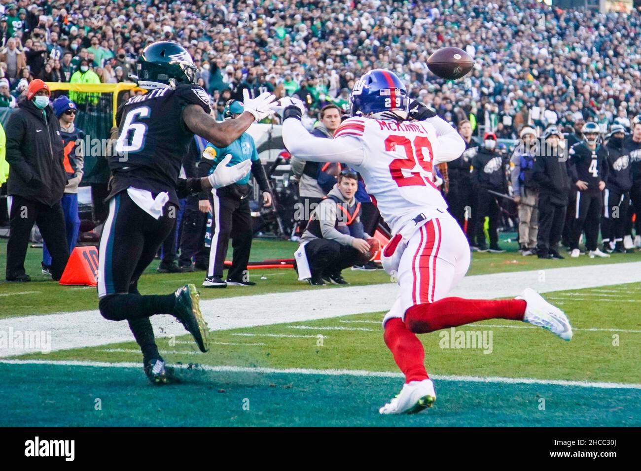 Philadelphia, Pennsylvania, USA. 26th Dec, 2021. Philadelphia Eagles wide receiver DeVonta Smith ...