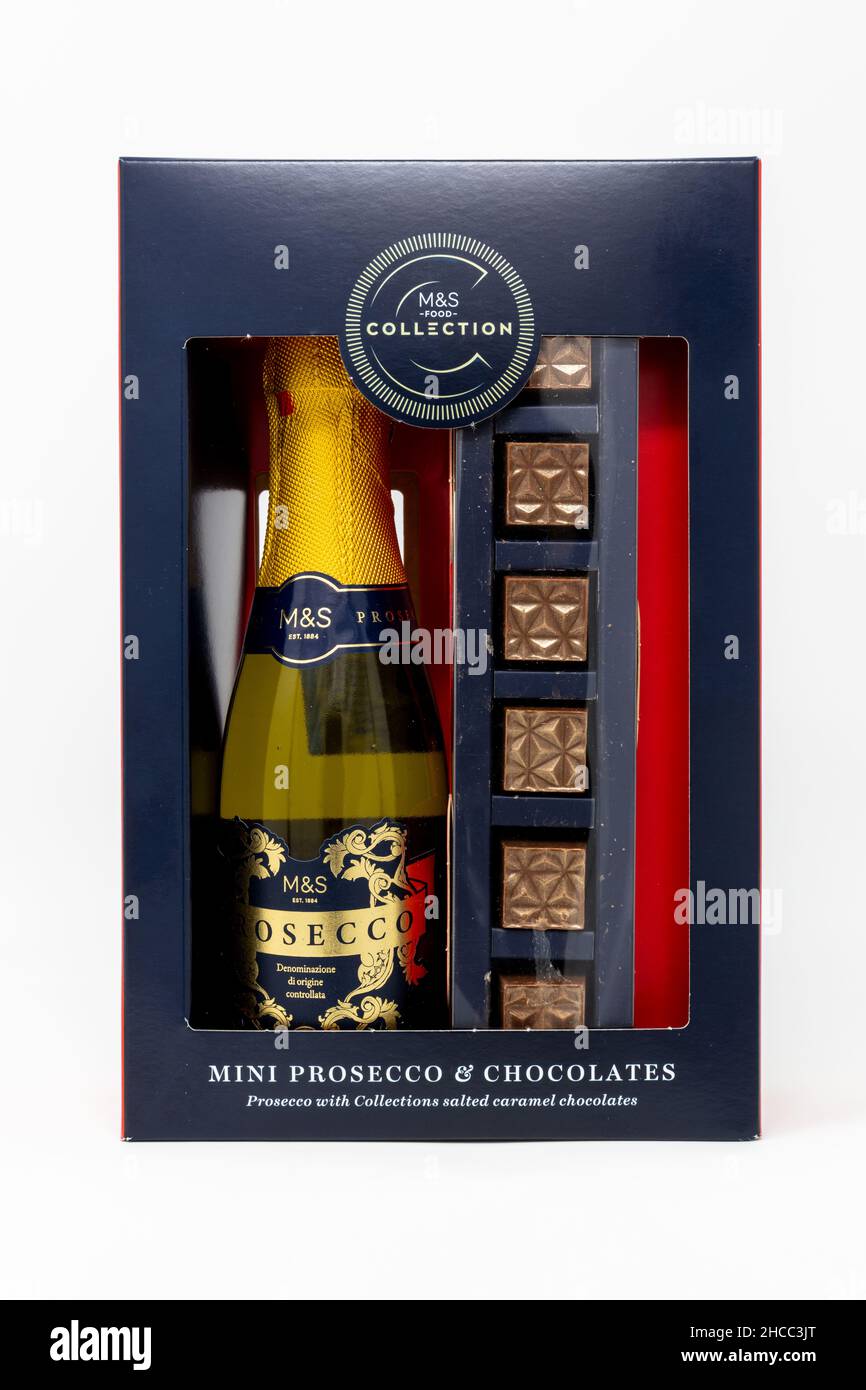 Marks & Spencer - Prosecco & Salted Caramel Chocolates Stock Photo - Alamy