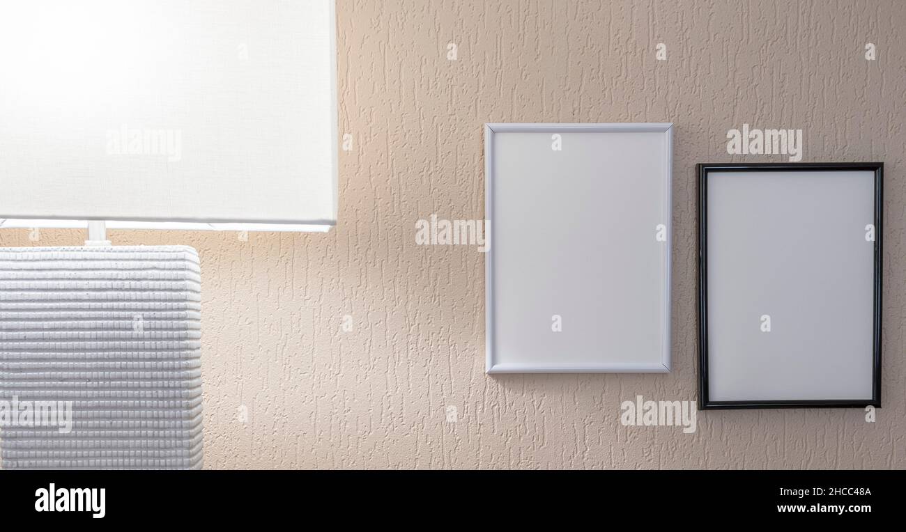 Empty photo frame to write a message, invitation, wishes, photography ...