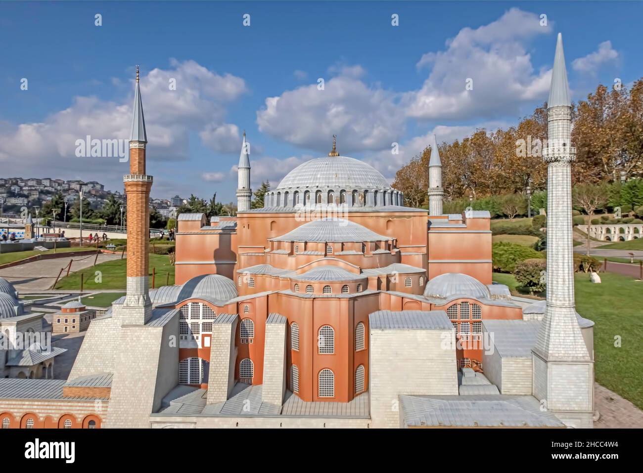 Topkapi palace turkish miniature hi-res stock photography and images ...