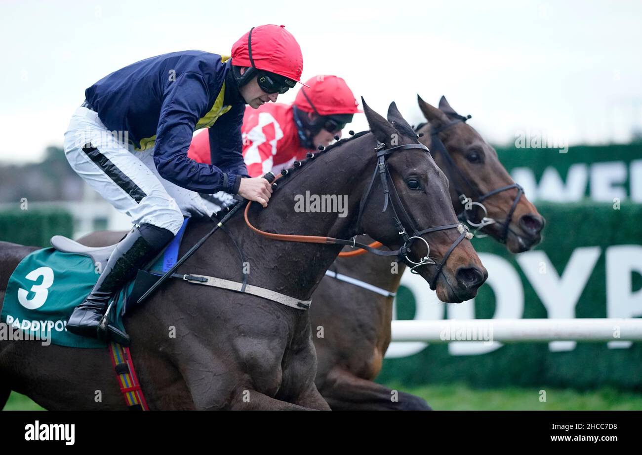 Embassy gardens racecourse hi-res stock photography and images - Alamy