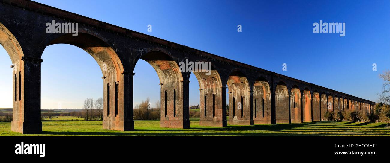 Brick built viaduct hi-res stock photography and images - Alamy