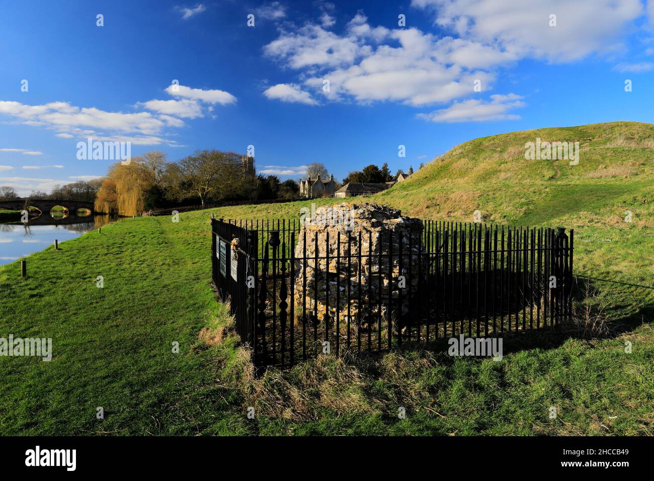 The ruins of Fotheringhay Castle, river Nene, Fotheringhay village ...