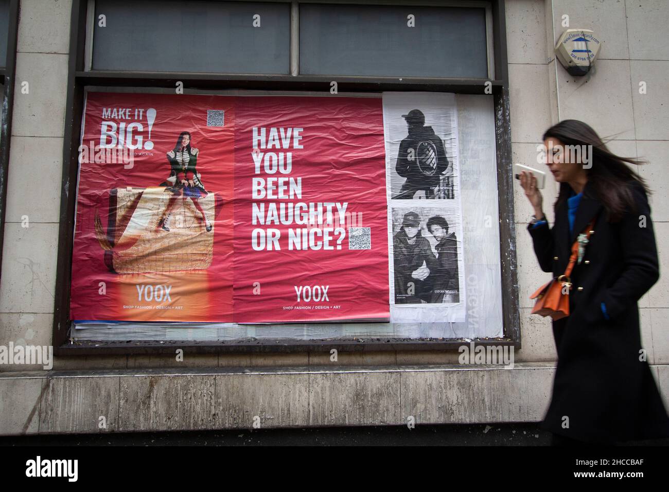 Net a porter hi-res stock photography and images - Alamy