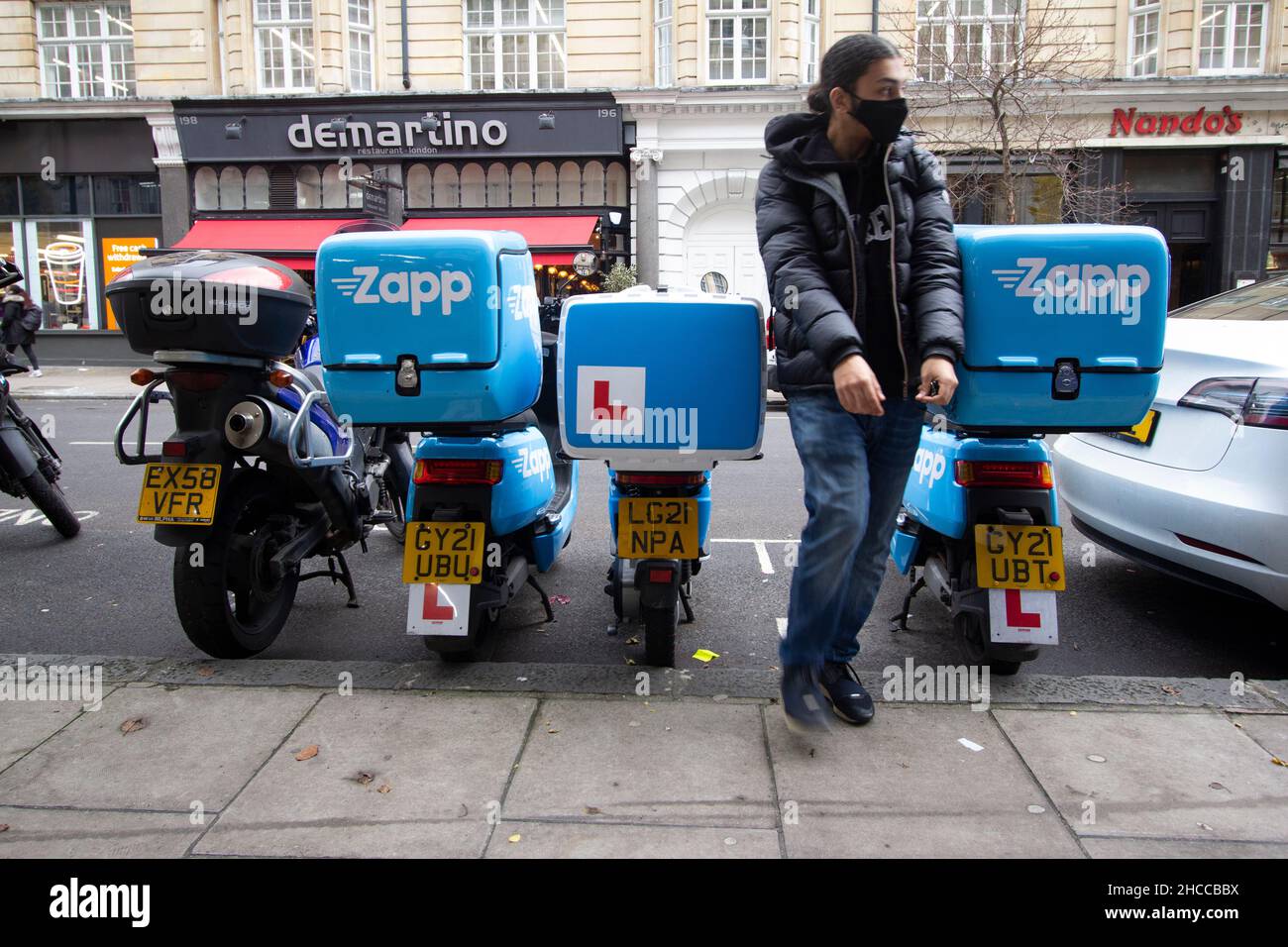 Zapp delivery hi-res stock photography and images - Alamy