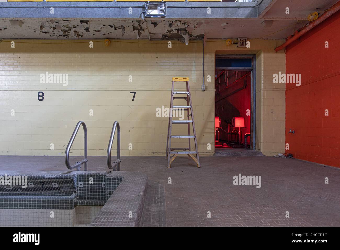 Abandoned building urbex exploration forgotten, explore, explorer, lost ...