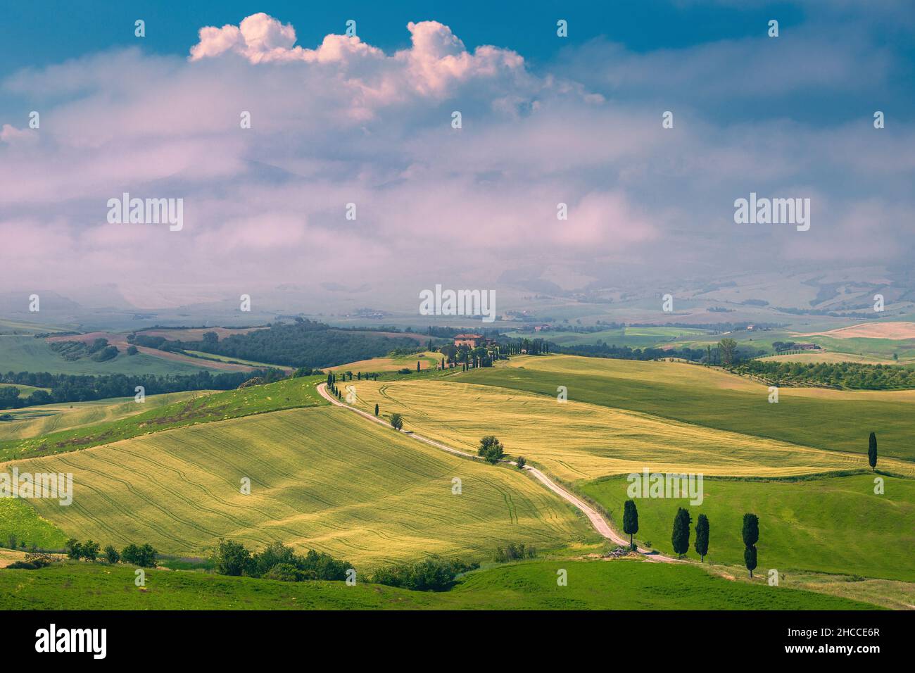 Tuscany scenery hi-res stock photography and images - Alamy