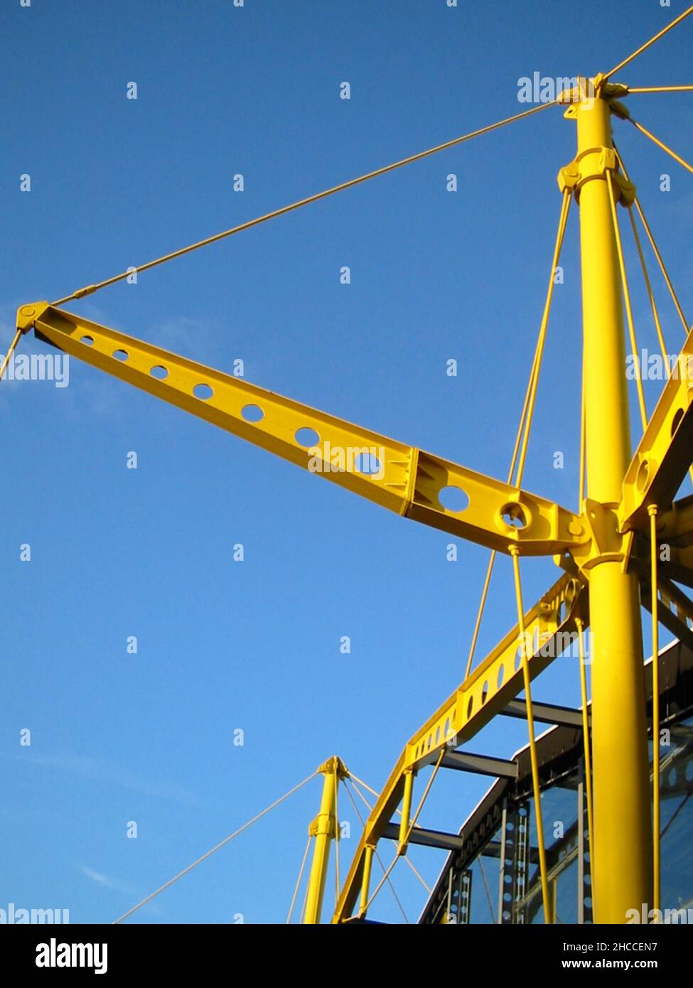 The Renault Centre building (now called Spectrum), designed by Sir ...