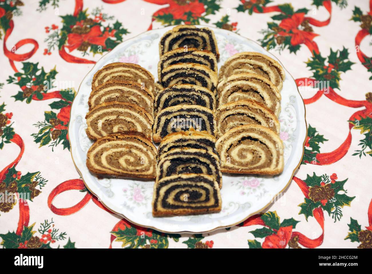 Homemade poppy seeds or walnut roll cakes aka beigli or bejgli slices ...