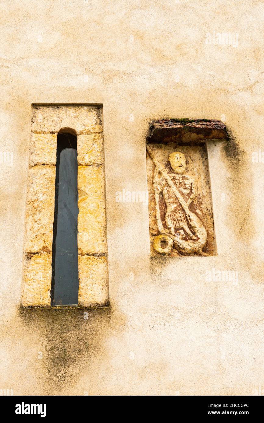 Romanic window hi-res stock photography and images - Alamy