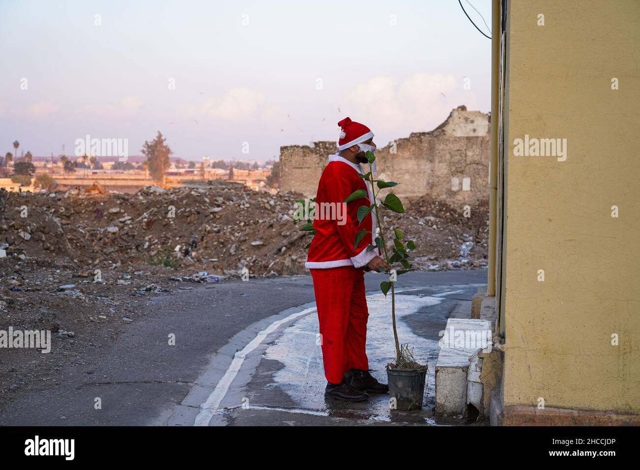 War ravaged town hi-res stock photography and images - Alamy