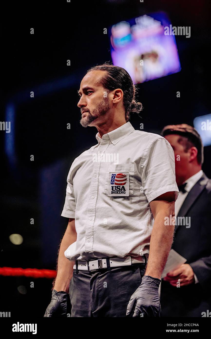 Mike tyson boxing, ring hi-res stock photography and images - Alamy