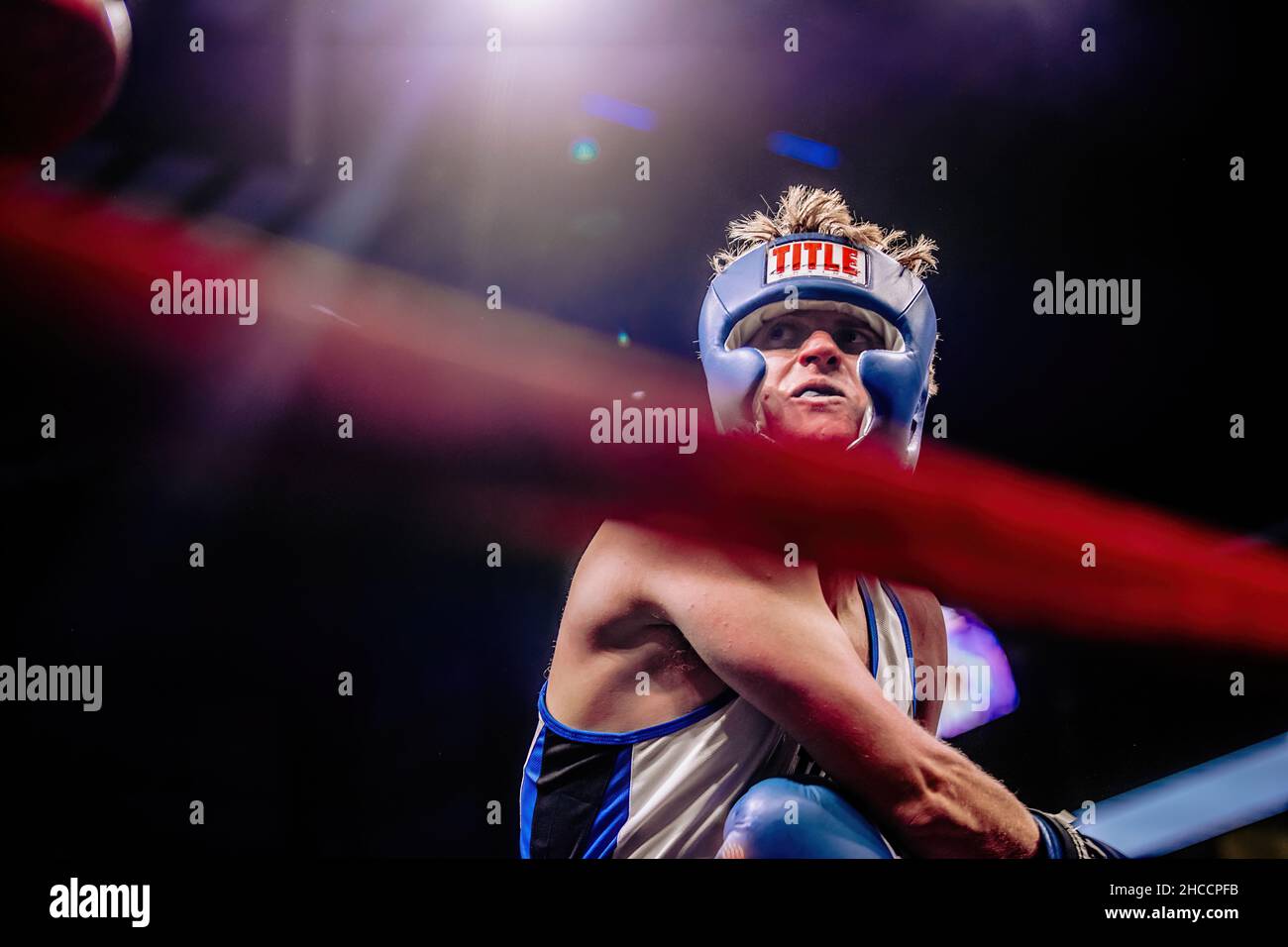 Mike tyson boxing in ring hi-res stock photography and images - Alamy