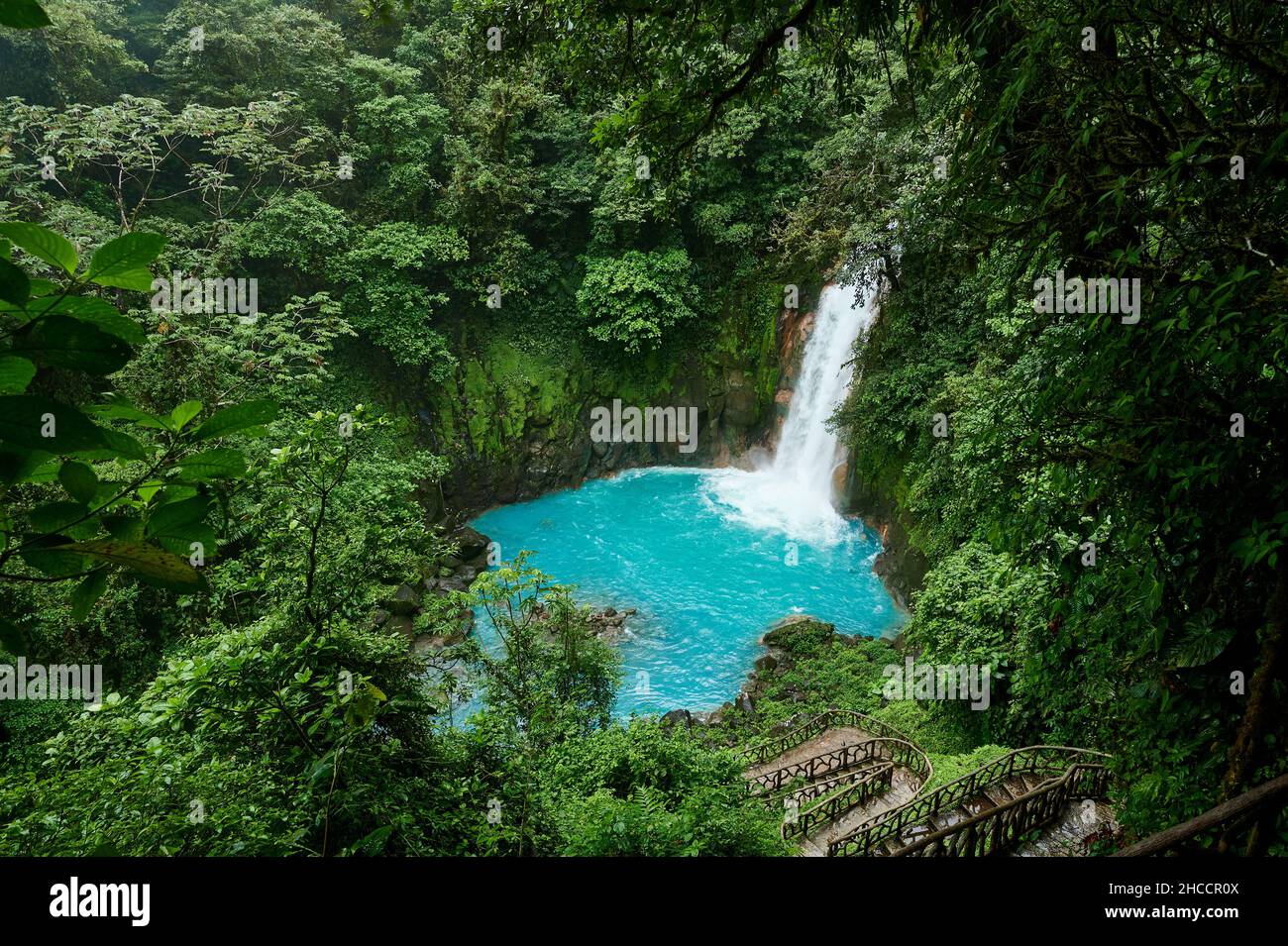 Catarata Río Celeste, waterfall of blue river Rio Celeste, Parque ...