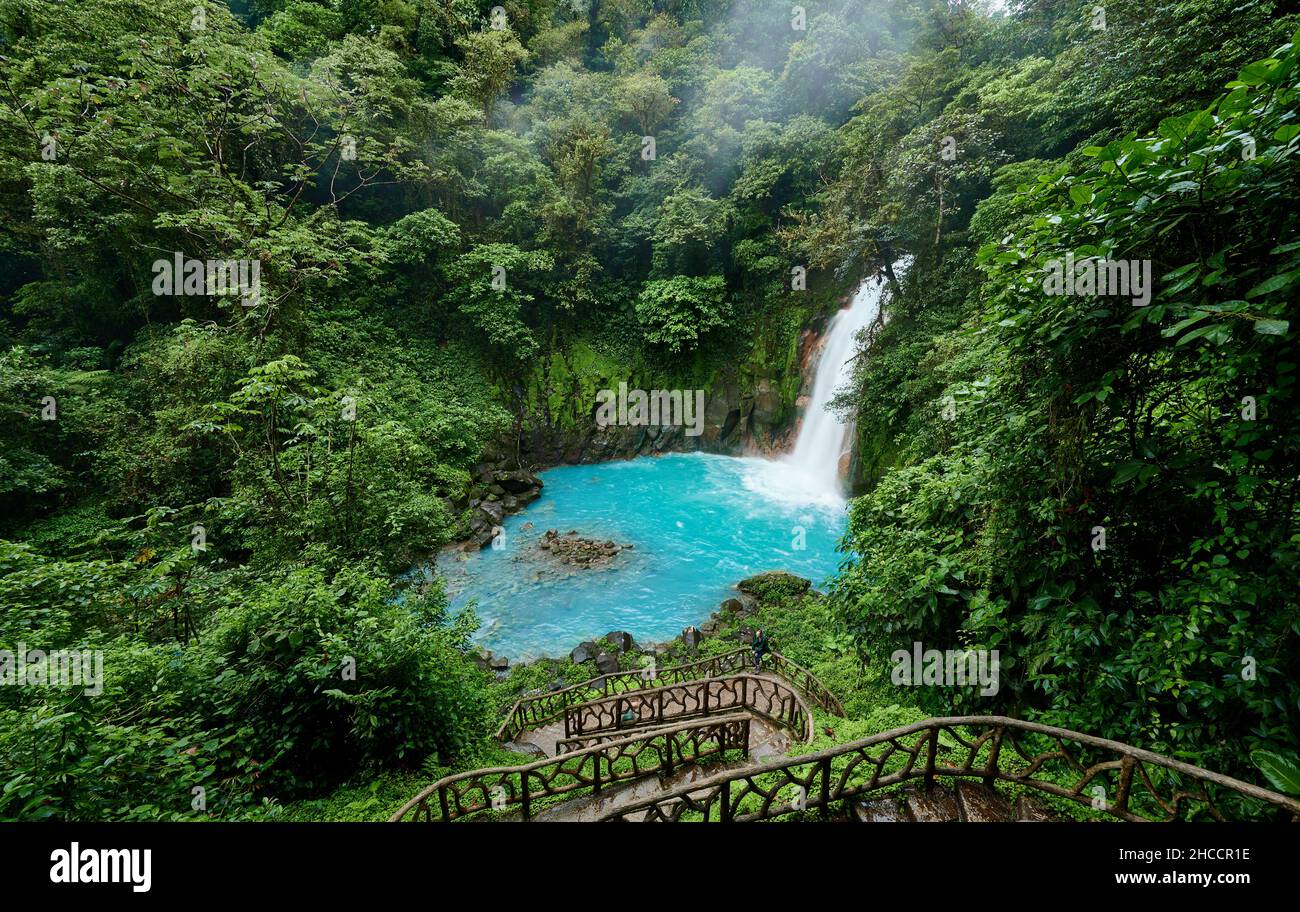 Catarata Río Celeste, waterfall of blue river Rio Celeste, Parque ...