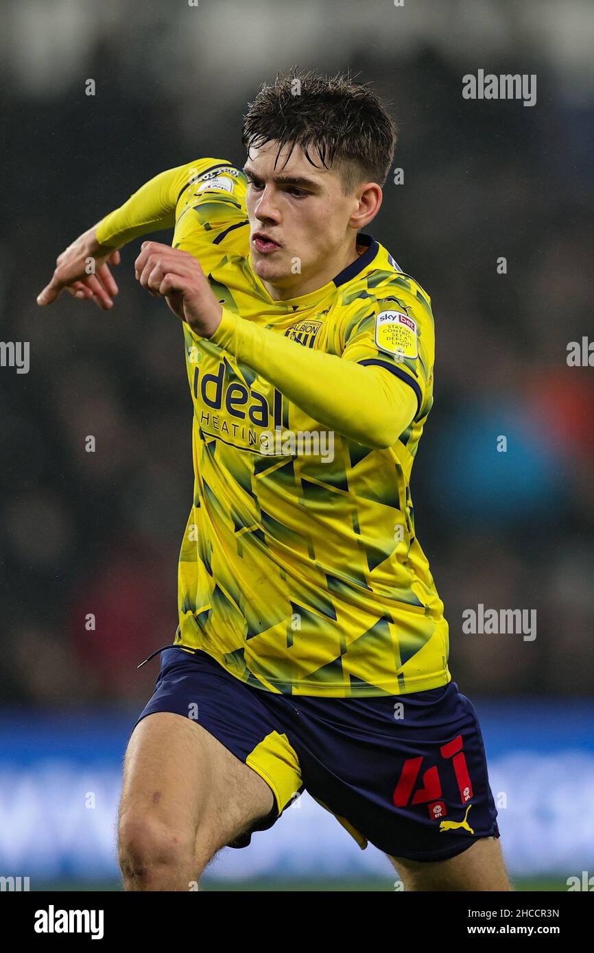 Football tom fellows hi-res stock photography and images - Alamy