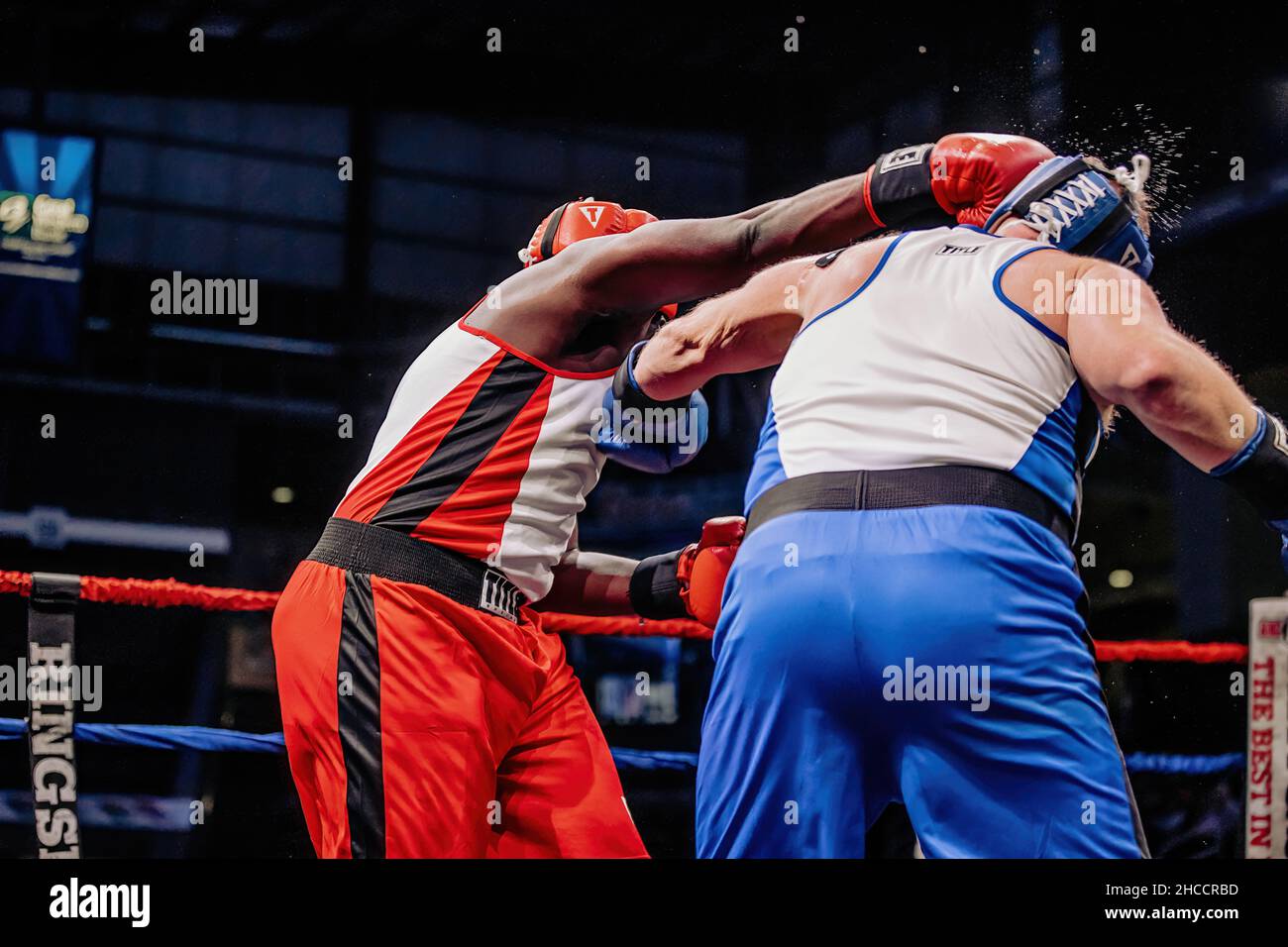 Bloody face boxing hi-res stock photography and images - Alamy