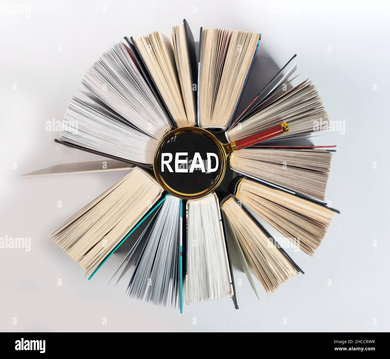 Alphabet in circle hi-res stock photography and images - Alamy