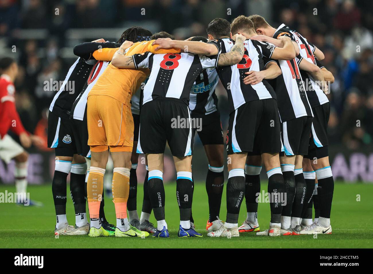 Pre match huddle hi-res stock photography and images - Alamy