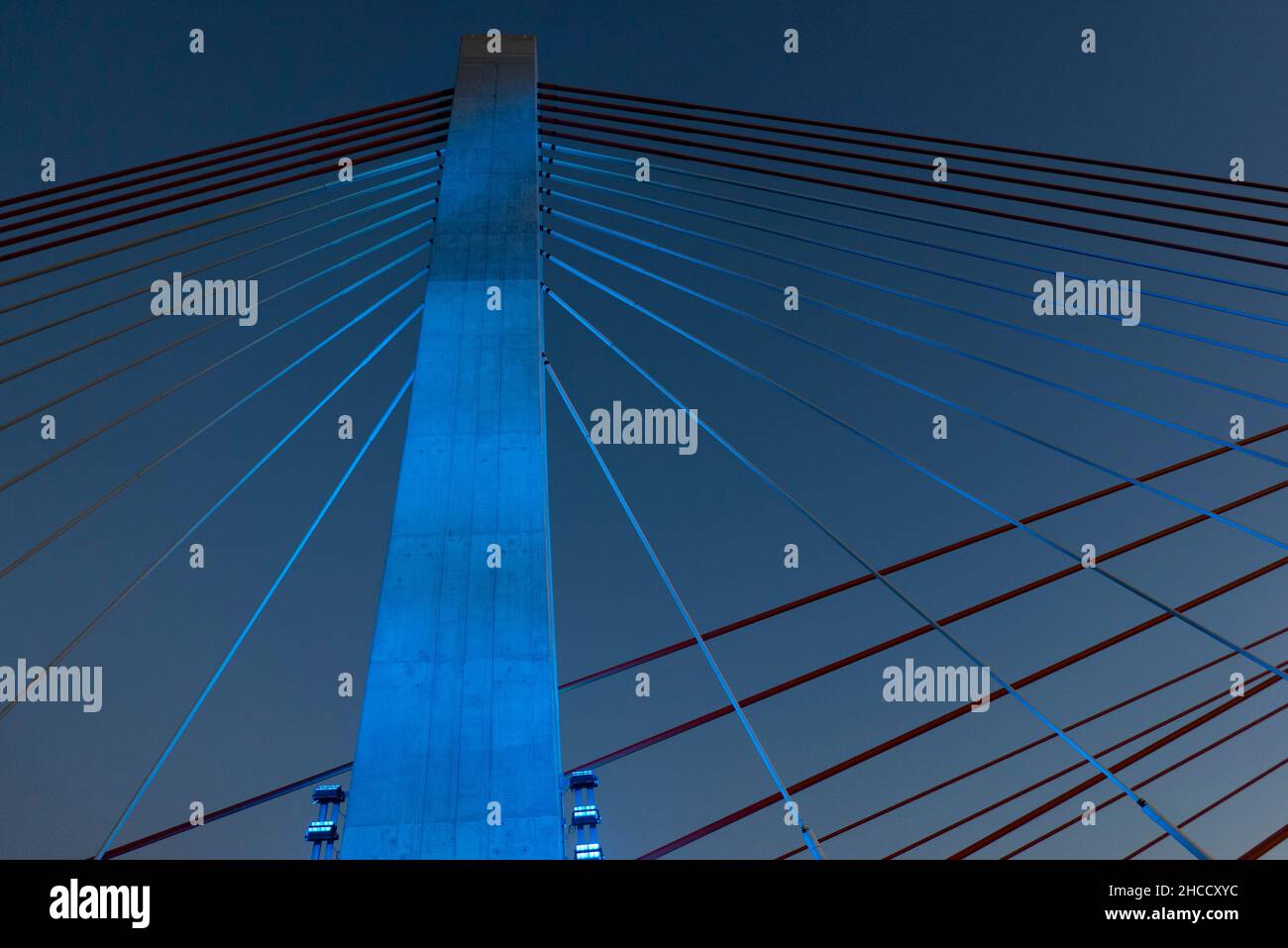 new Kosciuszko bridge on the BQE expressway connecting Brooklyn and ...