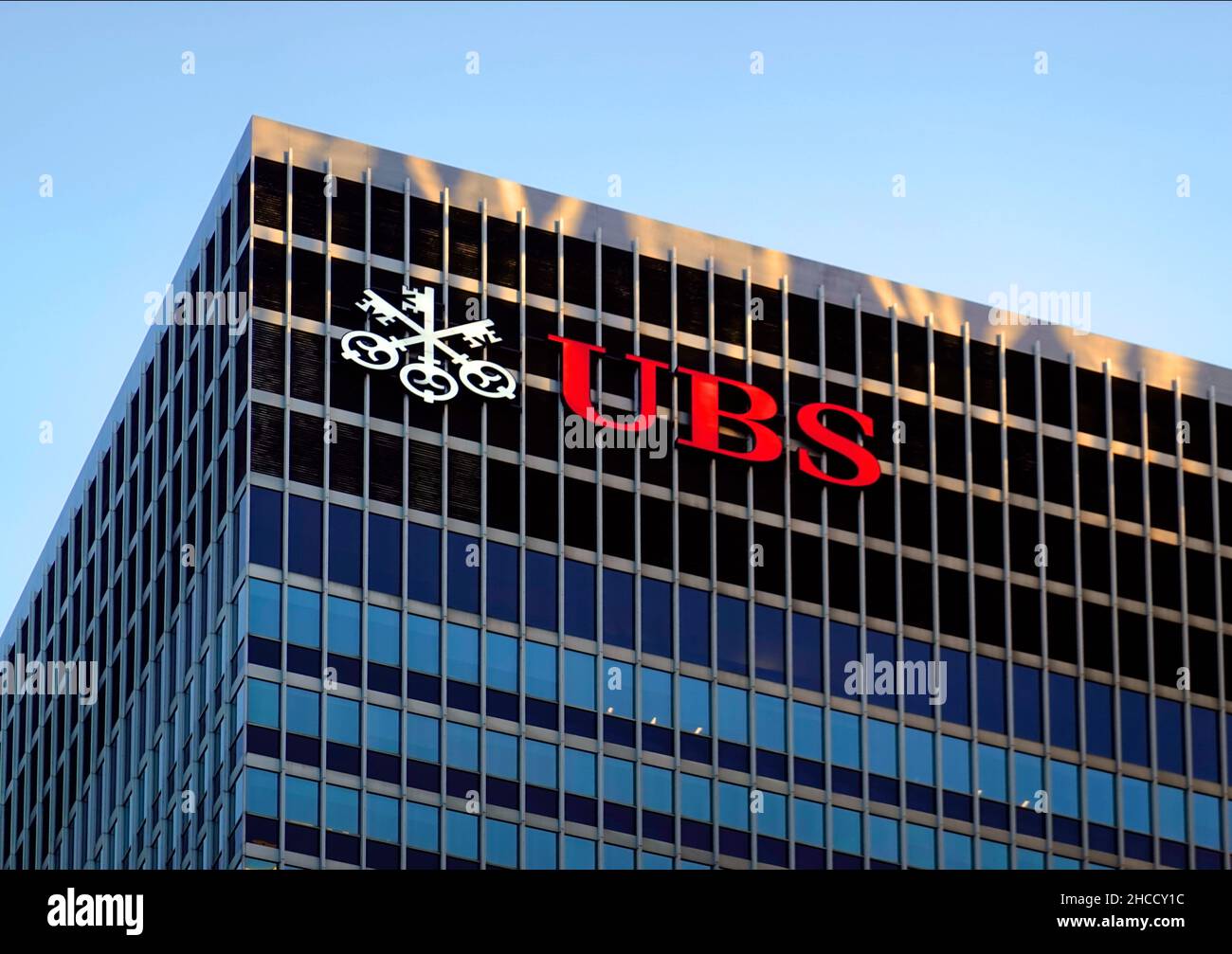 UBS financial services building in Manhattan NYC Stock Photo - Alamy
