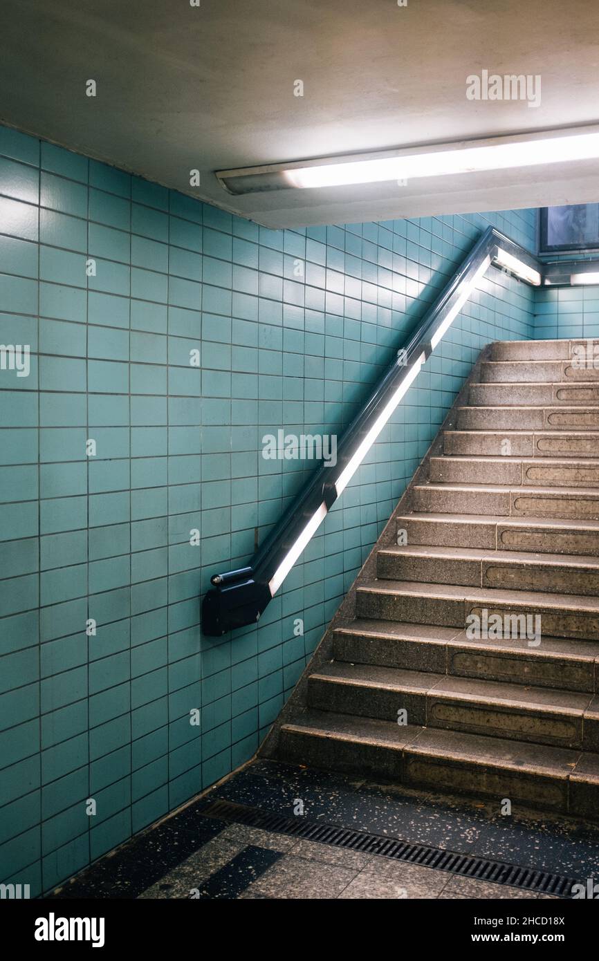 Vertical shot metro train hi-res stock photography and images - Alamy