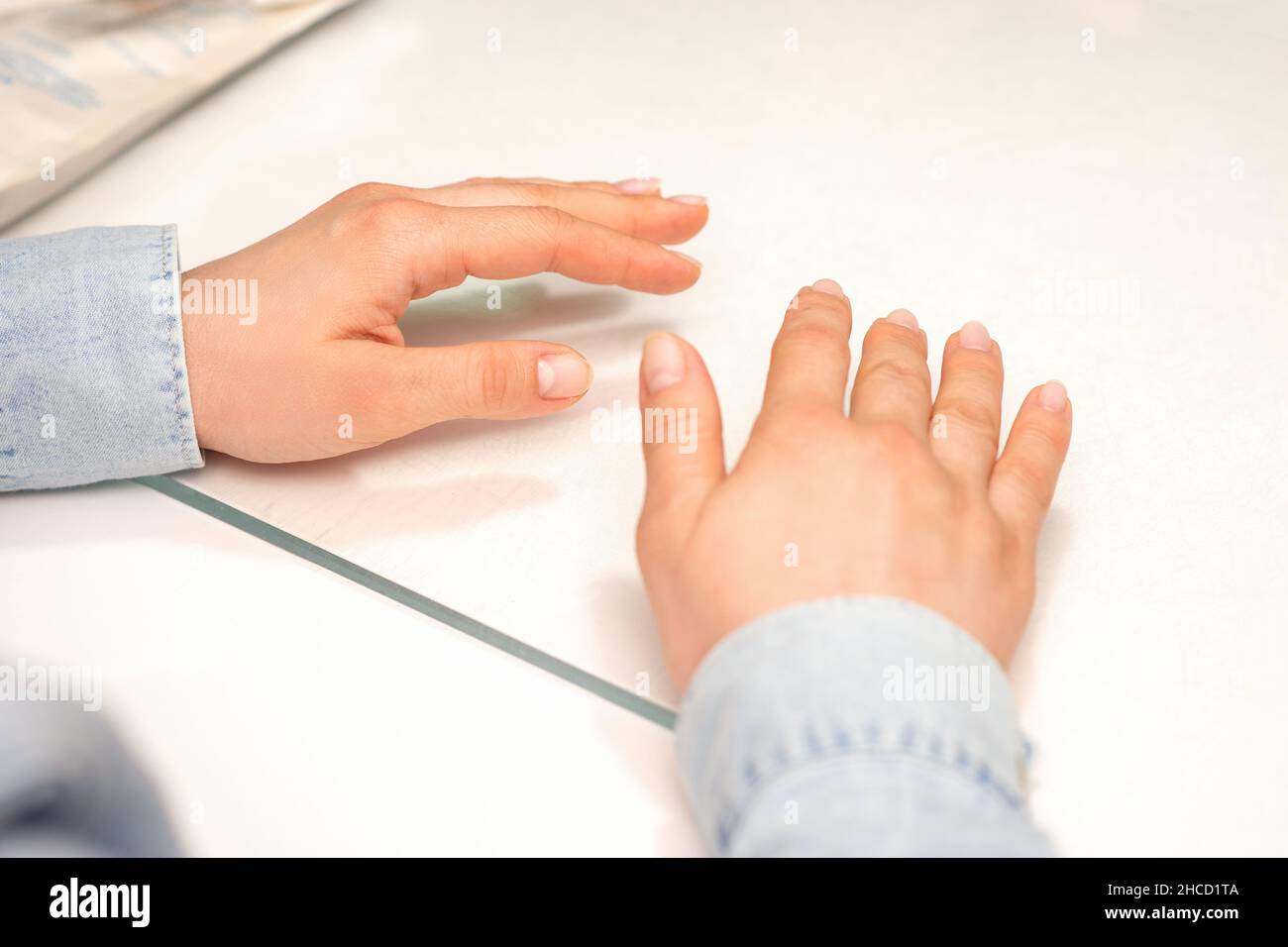 Well manicured hands hi-res stock photography and images - Alamy