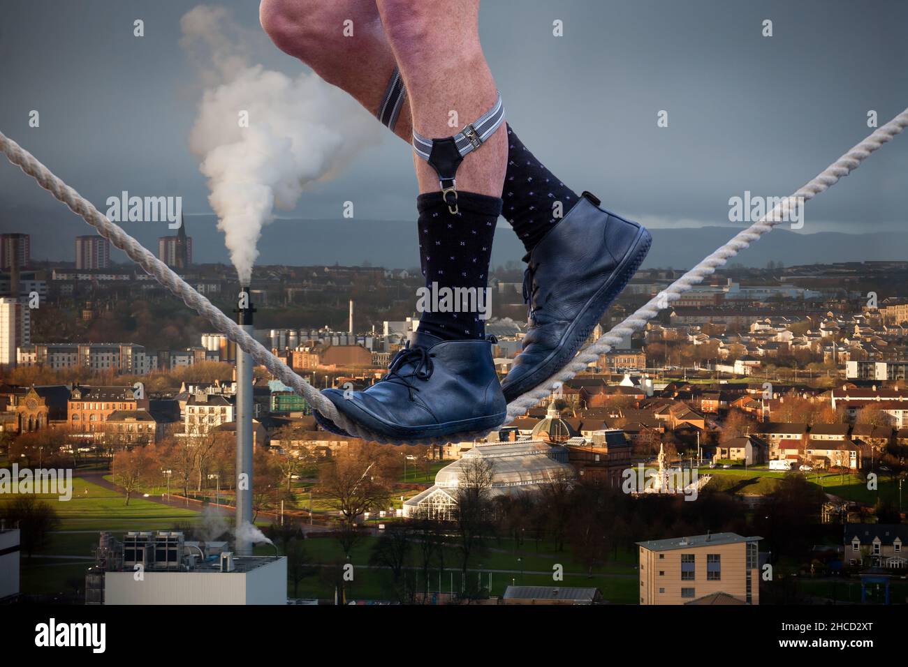 Tight rope walker tightrope walker hi-res stock photography and images ...