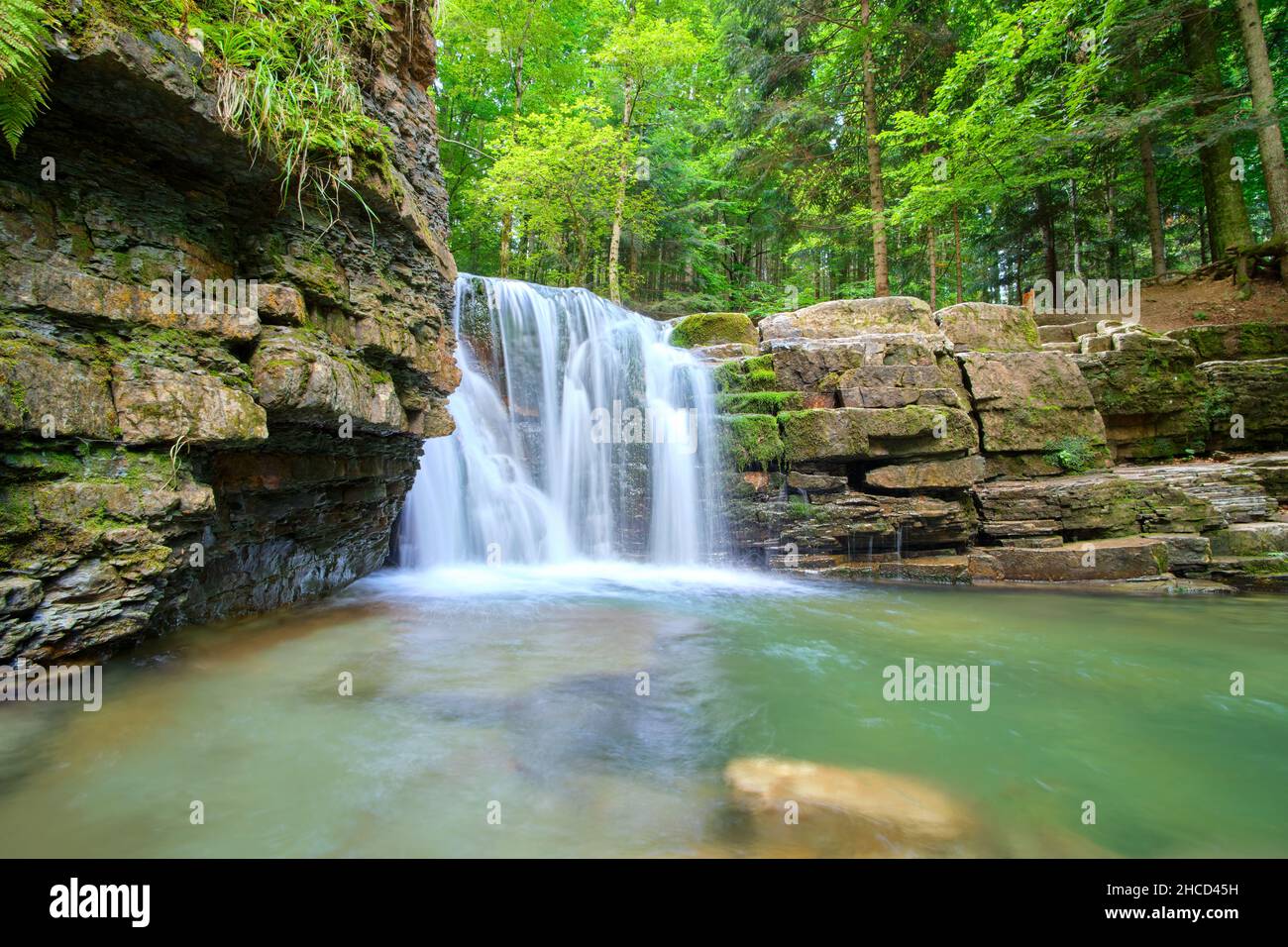 Strong splash water flowing from hi-res stock photography and images ...