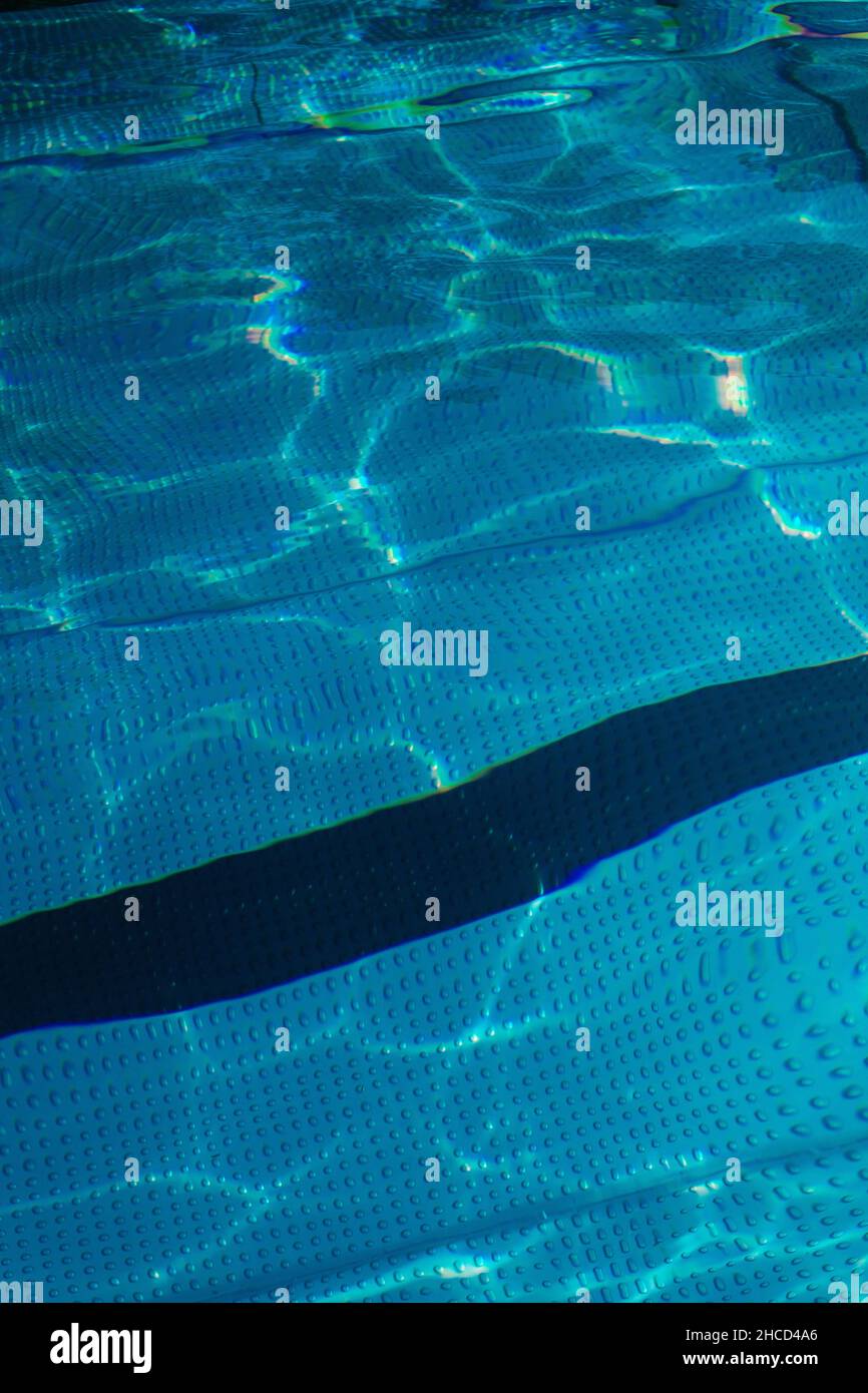 Vertical swimming pool water background hi-res stock photography and ...