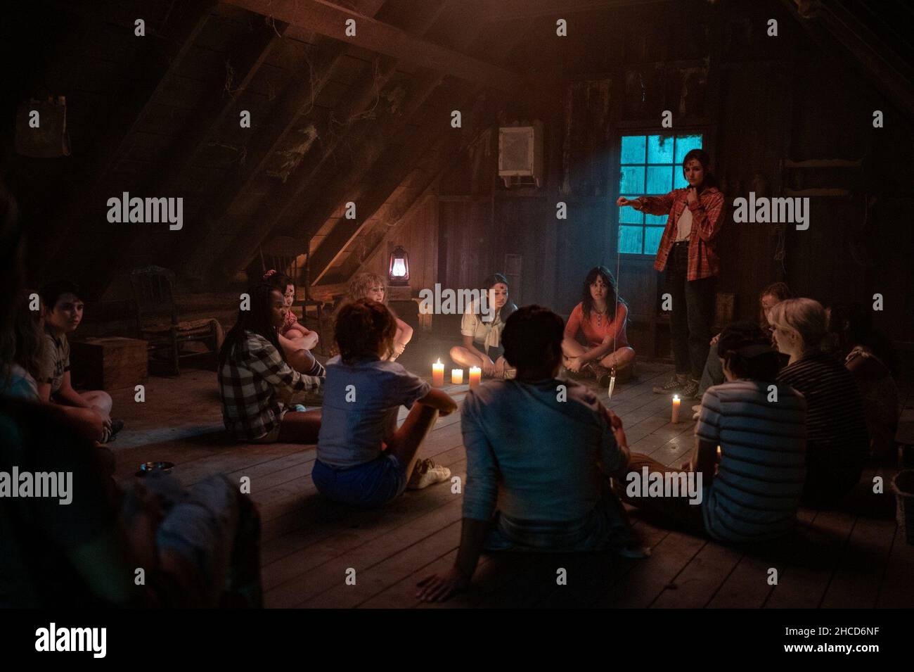 YELLOWJACKETS, from left: Keeya King, Mya Lowe, Samantha Hanratty ...