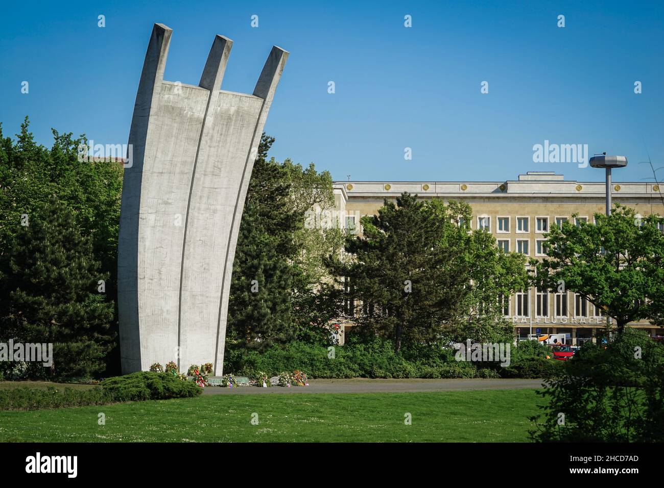 Art denkmal hi-res stock photography and images - Alamy