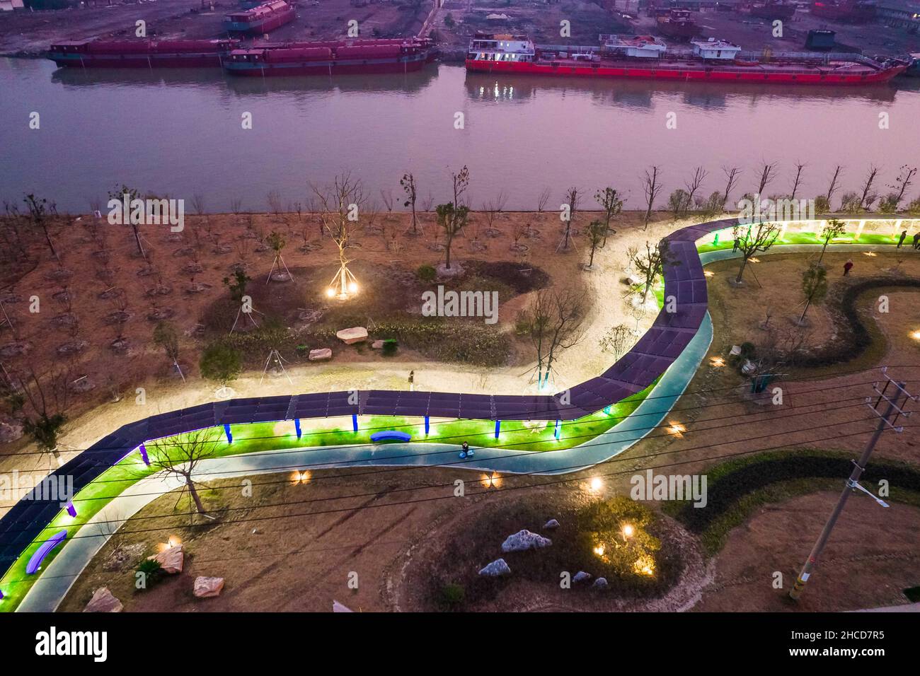 Sunshade panels hi-res stock photography and images - Alamy