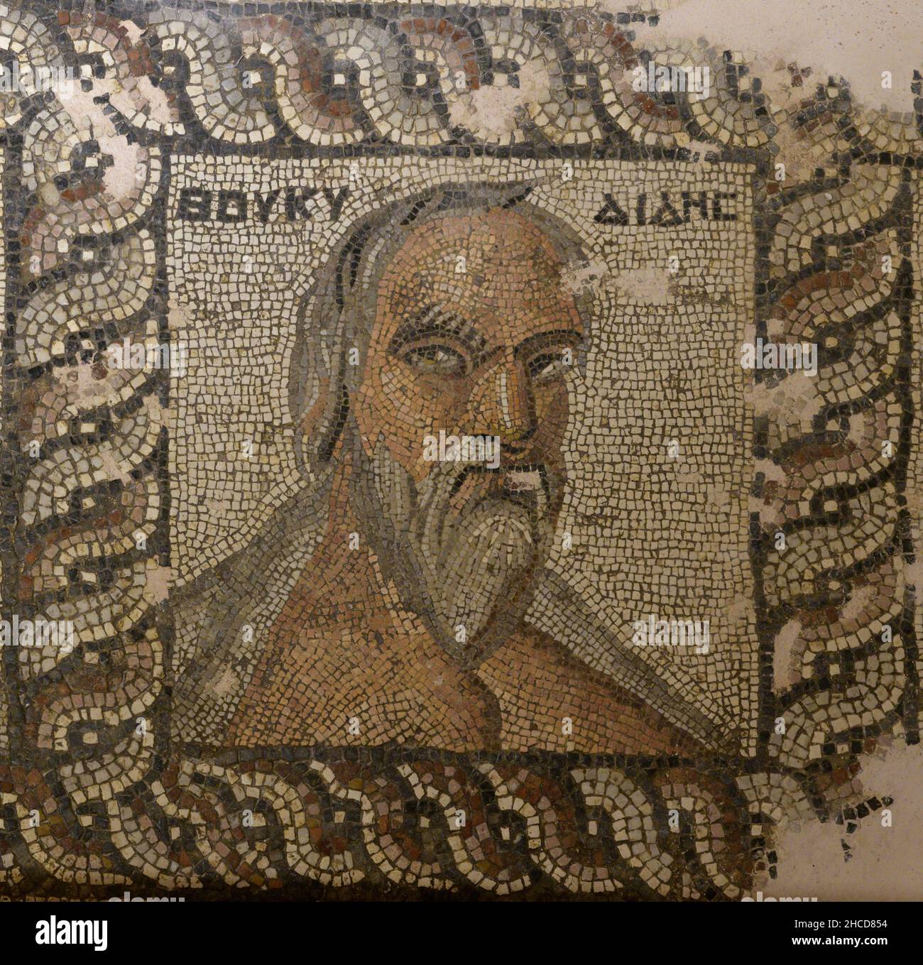 Human face mosaic hi-res stock photography and images - Alamy