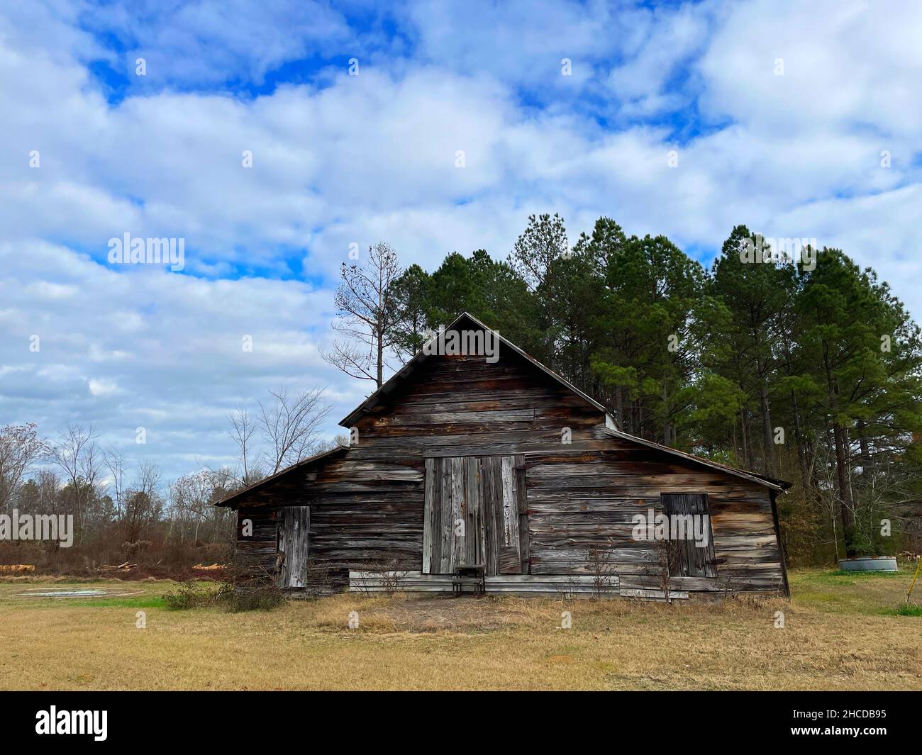 Old historic abandoned building in the country in rural Georgia Stock ...