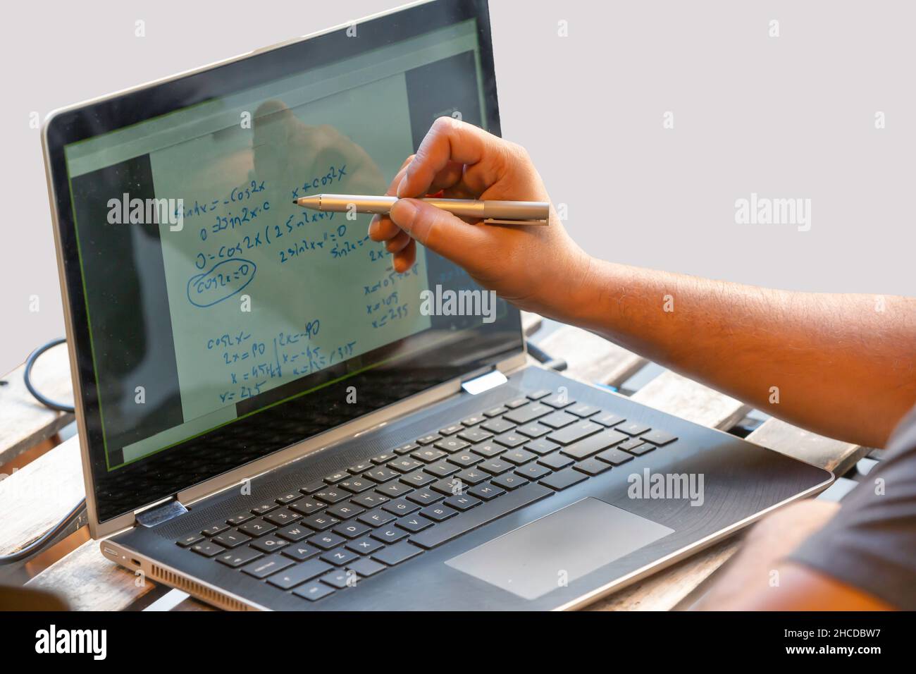 Lecturing hi-res stock photography and images - Alamy