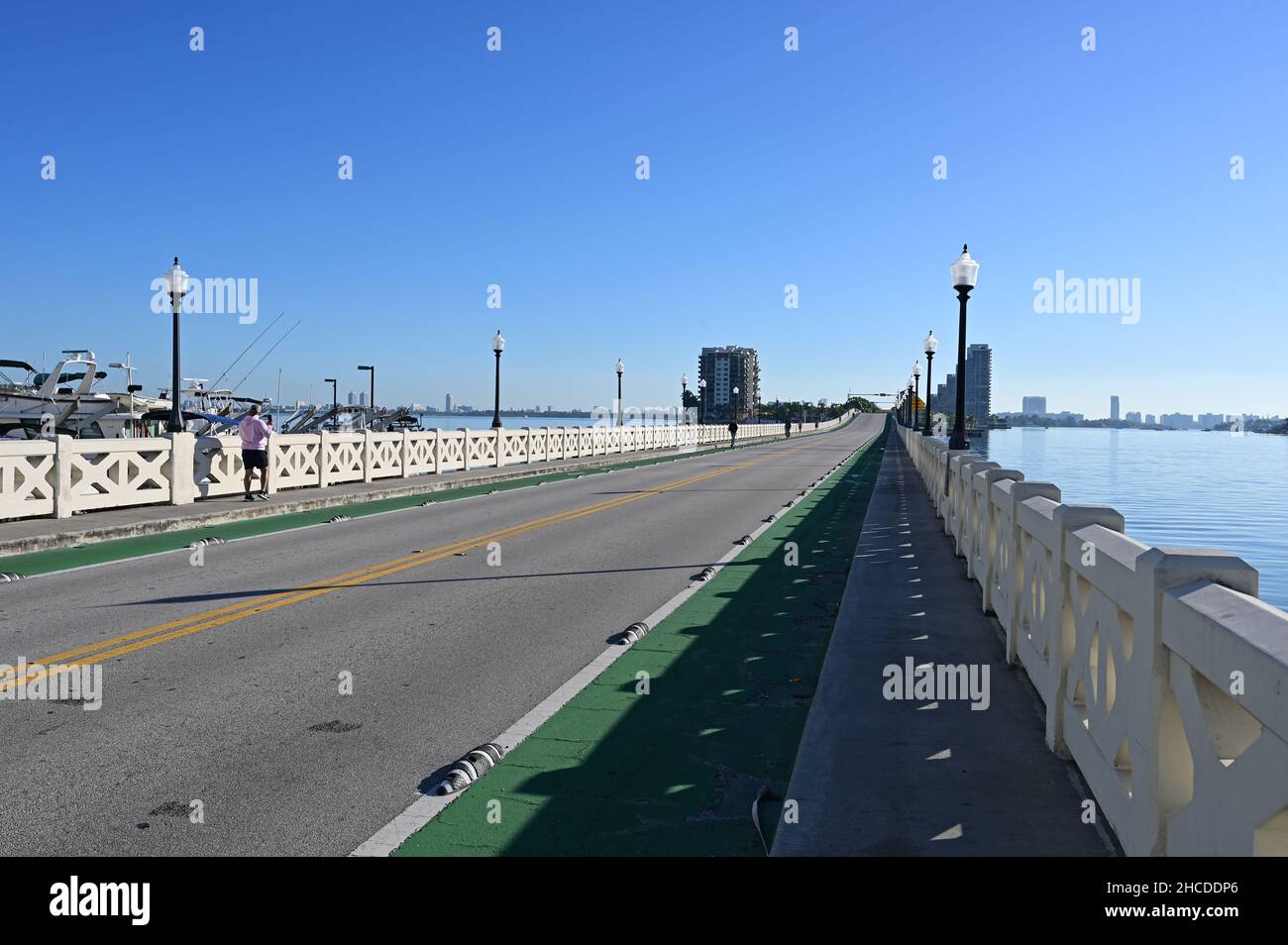 Venetian Causeway between Miami and Miami Beach, Florida on calm clear ...