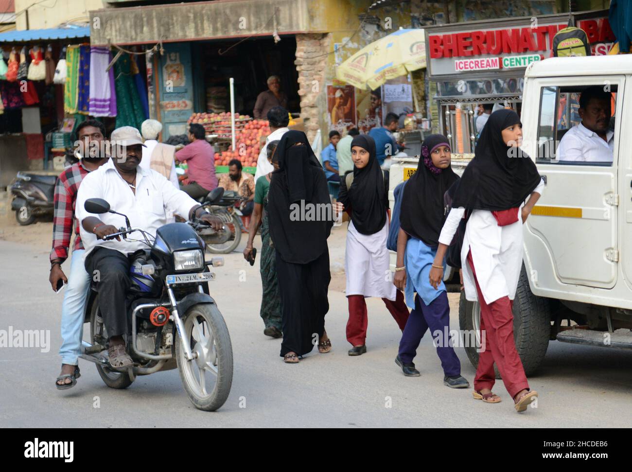 The vibrant main street in Kuppam Andhra Pradesh, India Stock Photo - Alamy