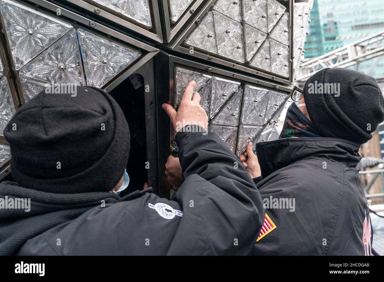 New York, New York, USA. 27th Dec, 2021. Robert Stults and Nicholas ...