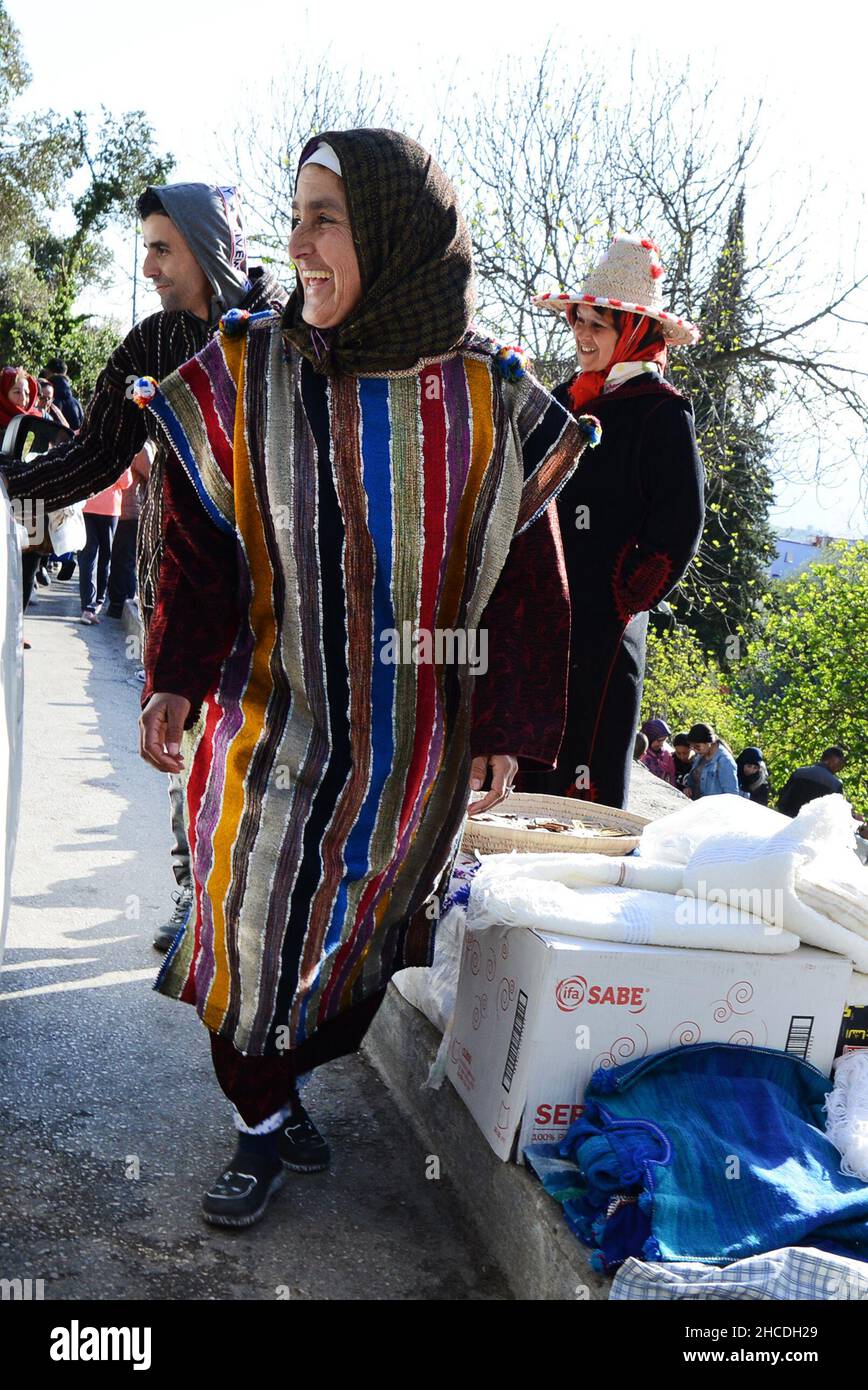 Moroccan women wearing traditional clothes in Chefchaouen, Morocco ...