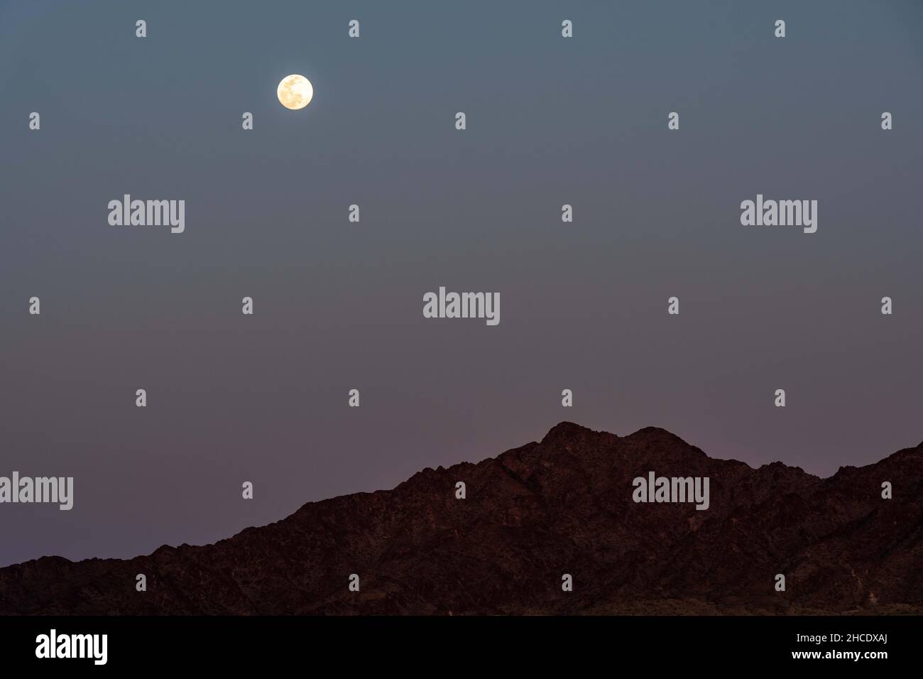 A bright full moon in Yuma, Arizona Stock Photo - Alamy