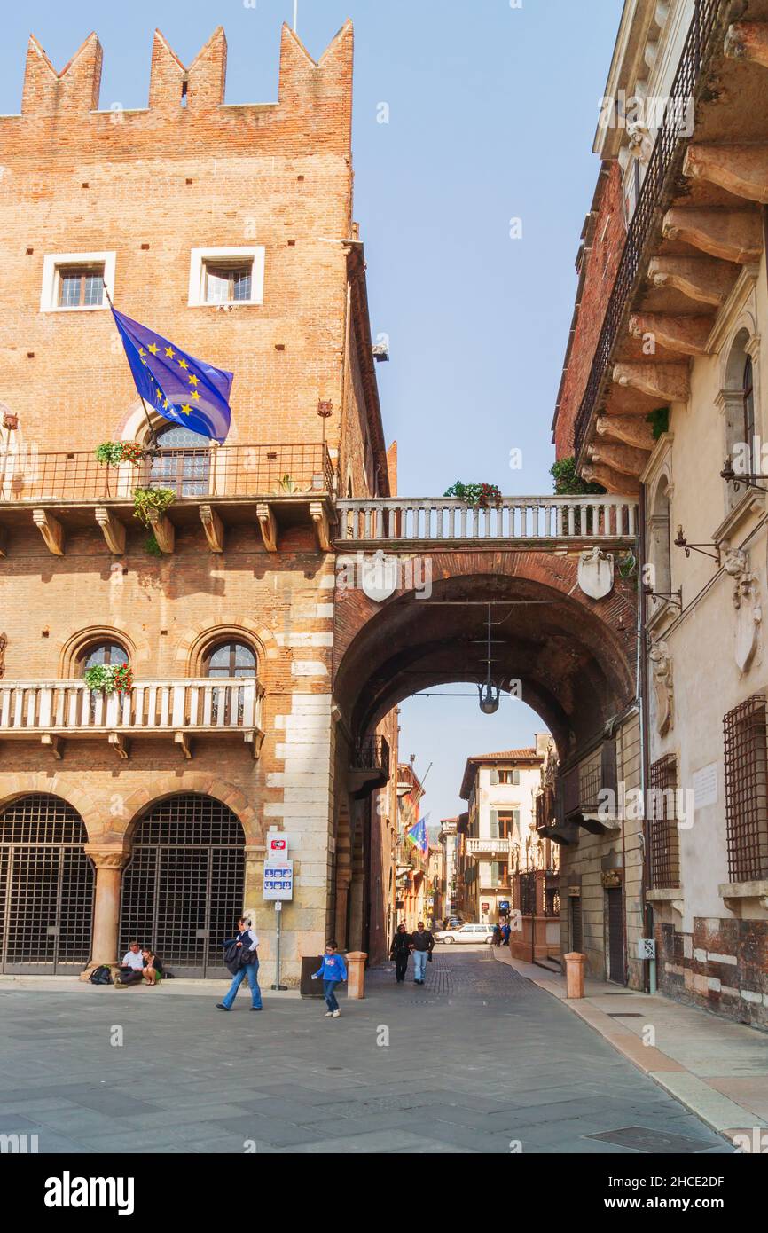 Piazza dei Signori square, View of the Palazzo del Podesta’ palace ...