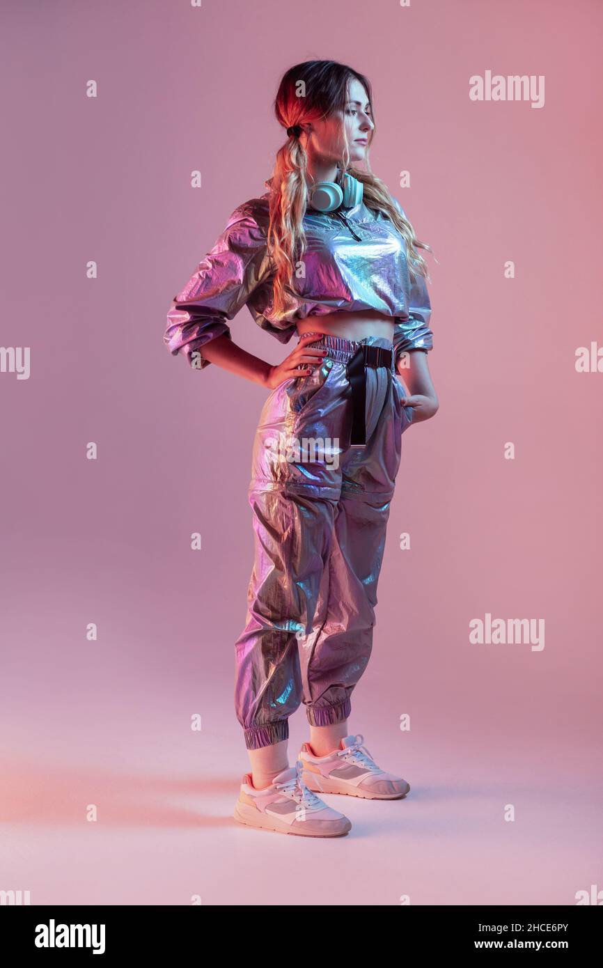 Fashion model woman side hand hi-res stock photography and images - Alamy