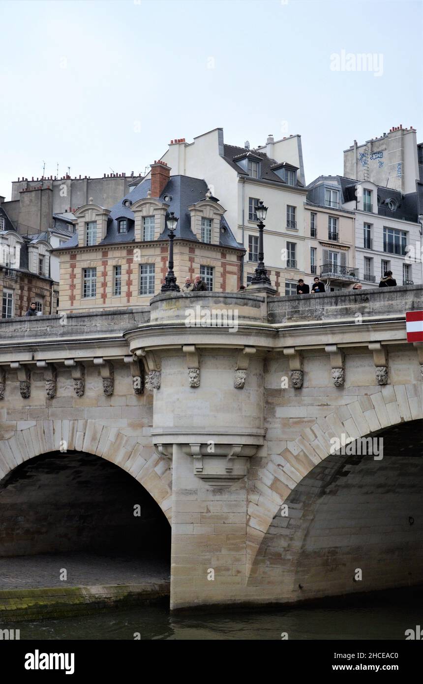 Stone bridges over the river Seine in Paris Stock Photo - Alamy